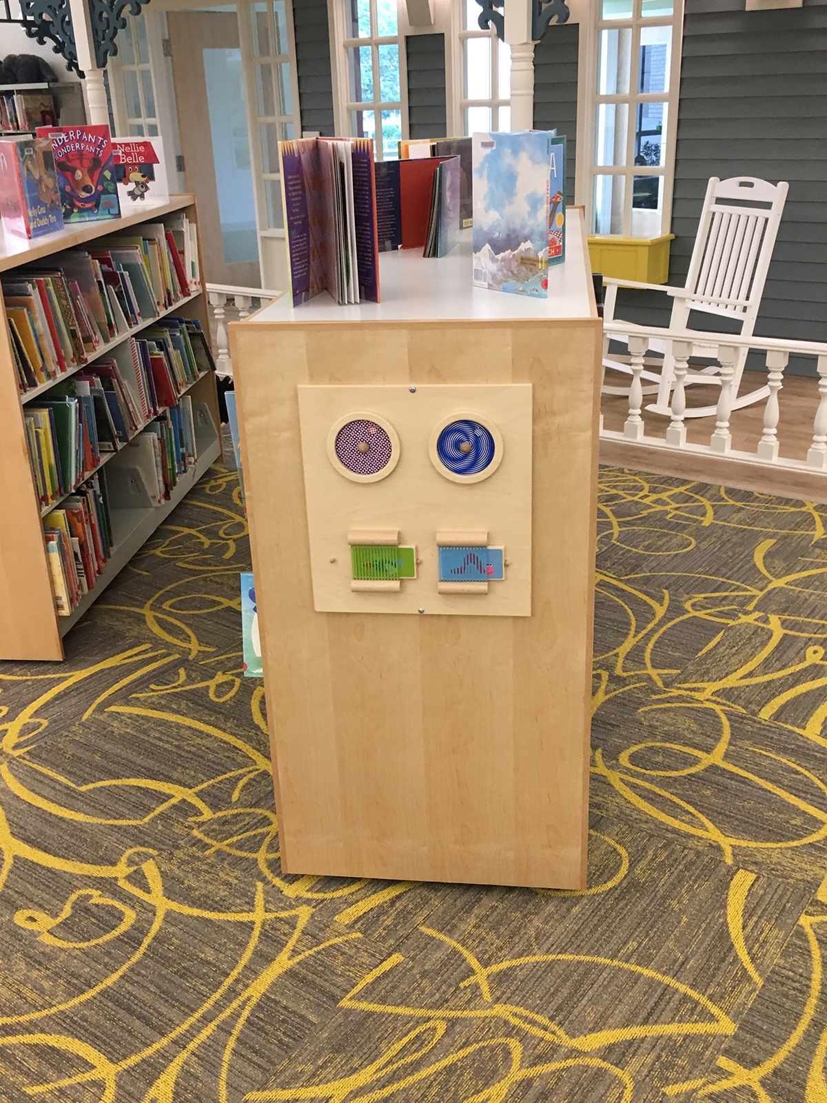 End Panels | Gallery | mediatechnologies