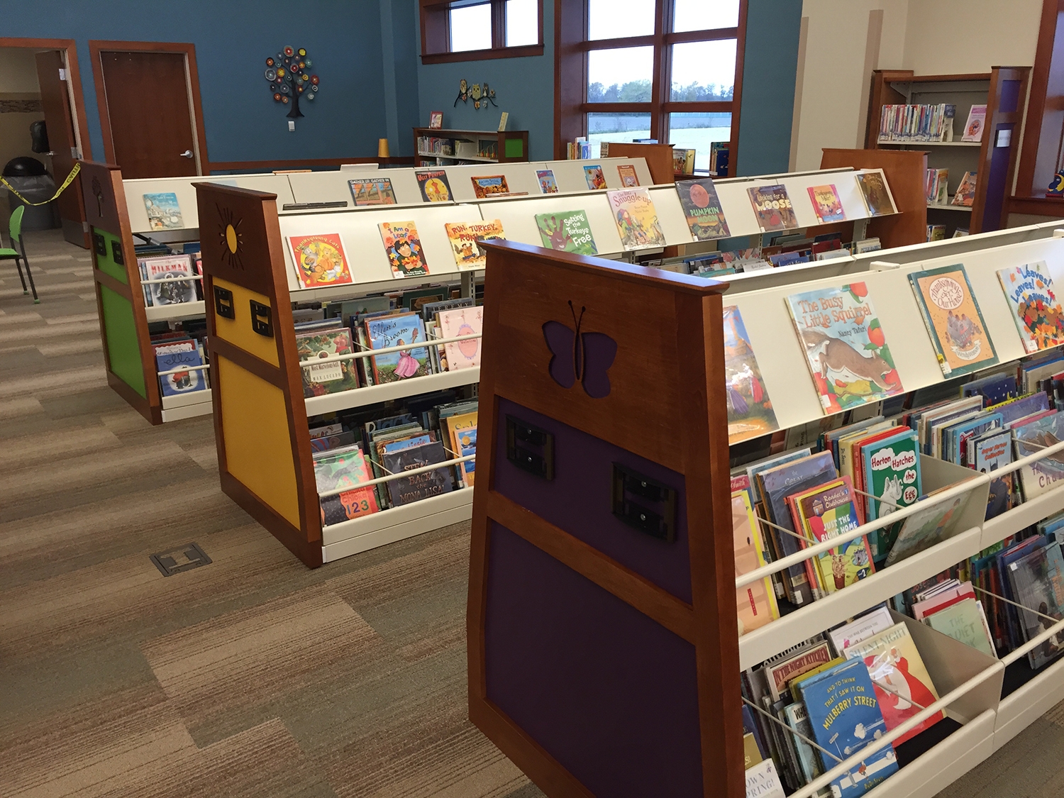 End Panels | Gallery | mediatechnologies